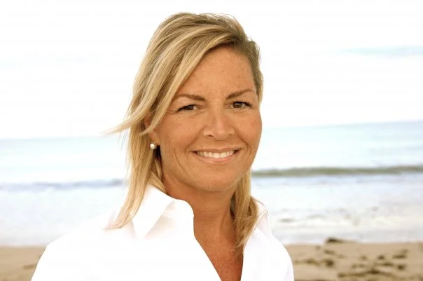 About — Julia Cutler