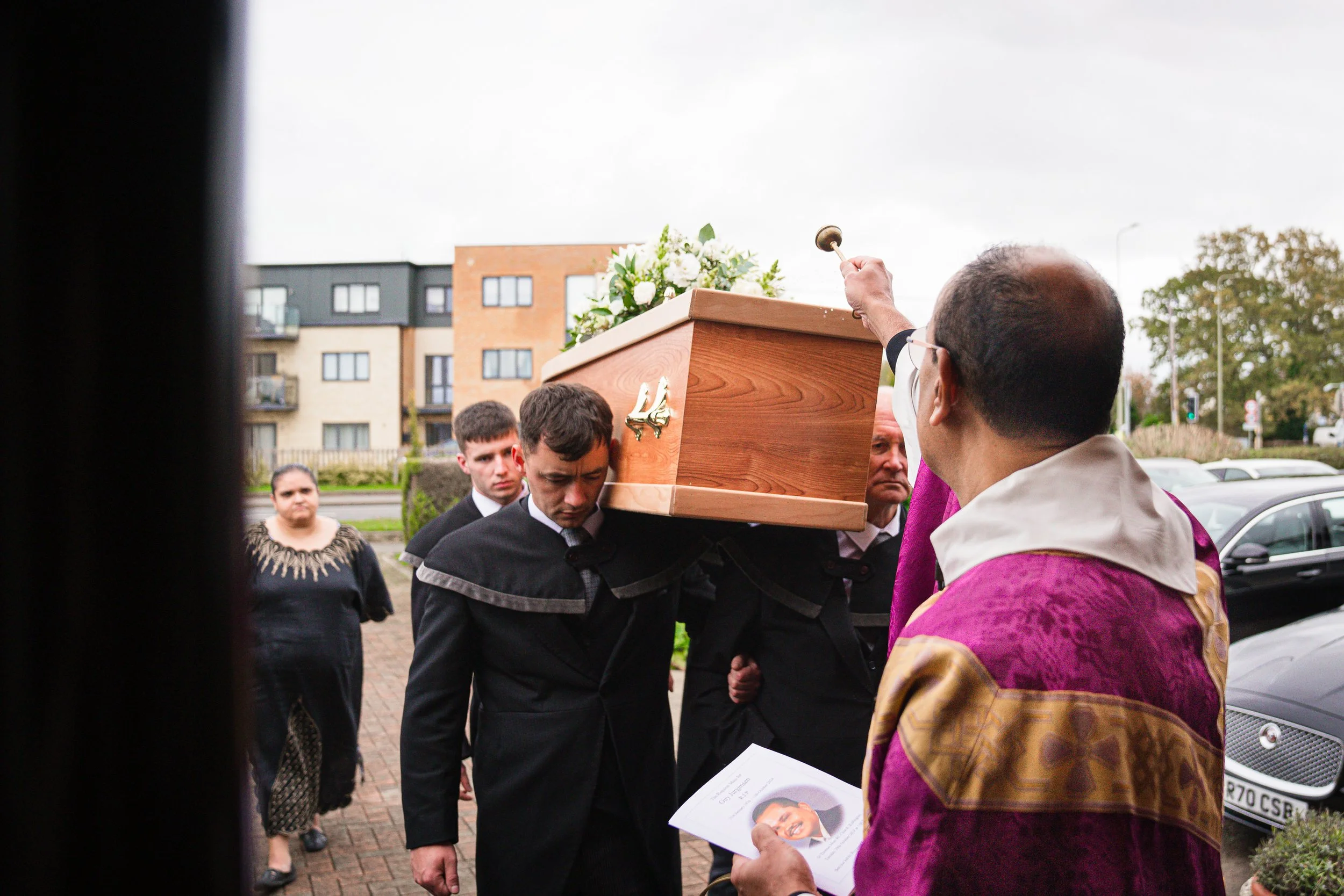 How Does Funeral Streaming Work? | Expert Guide by The Funeral ...