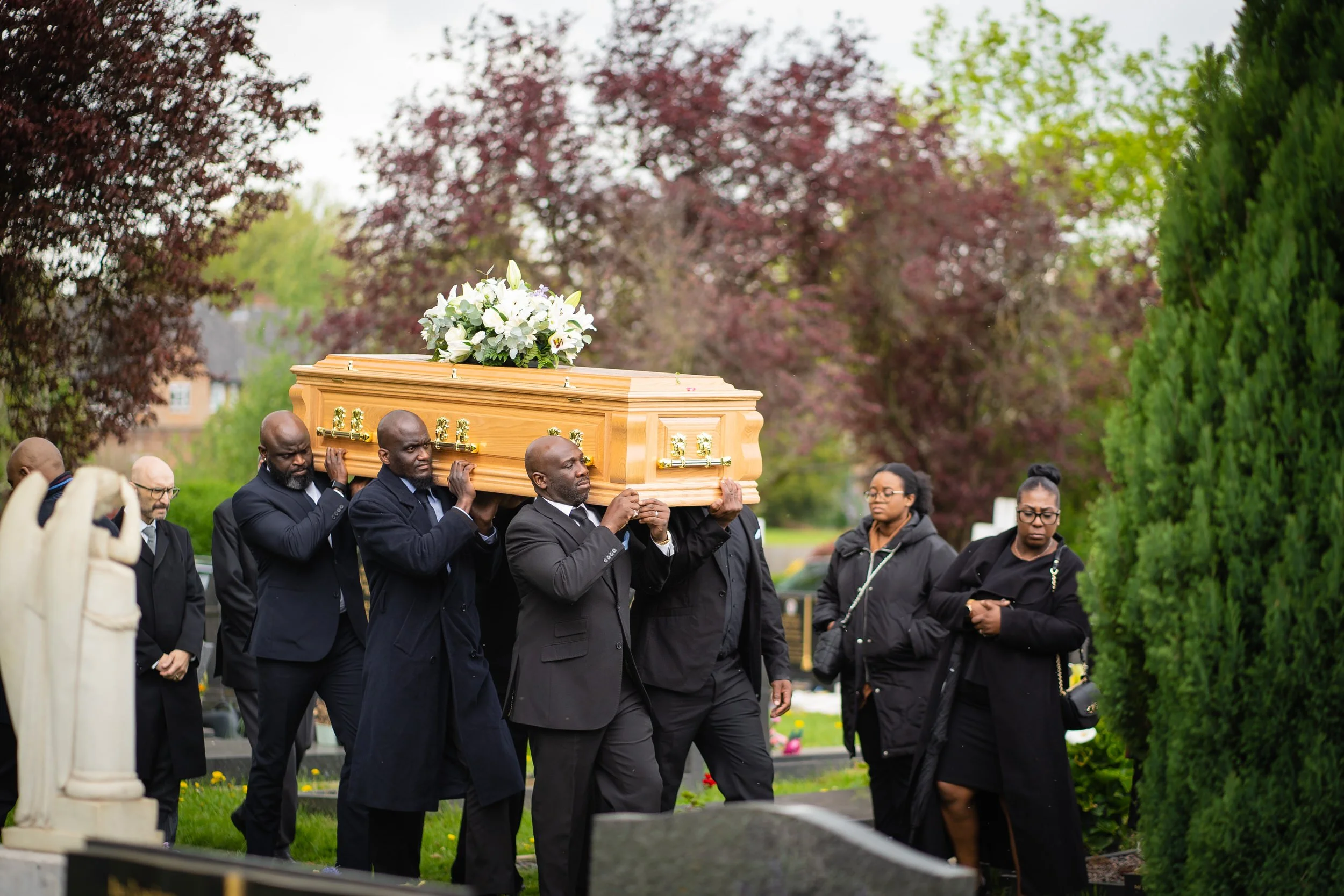 Funeral Streaming Options: DIY, Crematorium Systems, and Professional ...