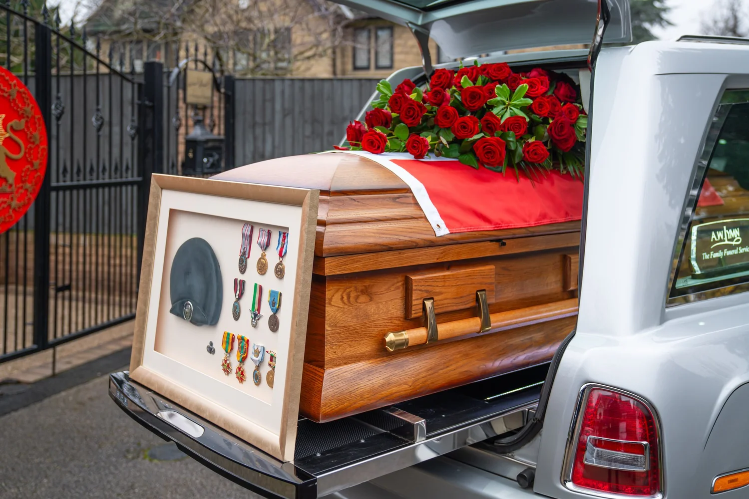 Capturing Moments of Love and Remembrance: Persian Funeral Photography ...