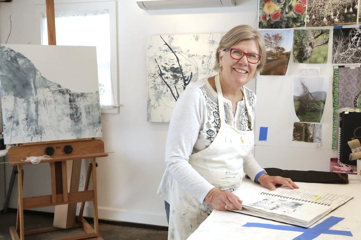 about — Vicky Hoffman