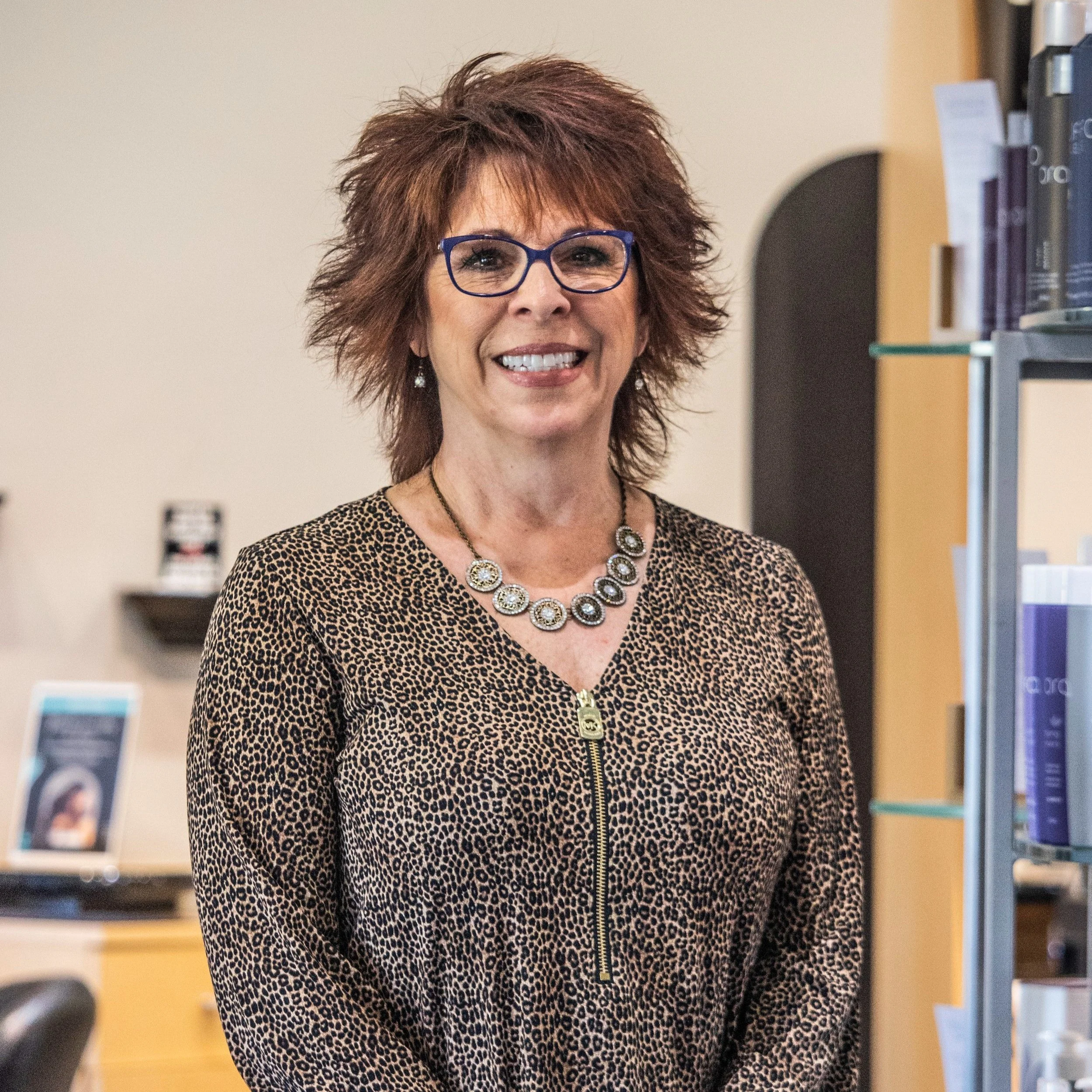 Staff — SALON EVANGELENE