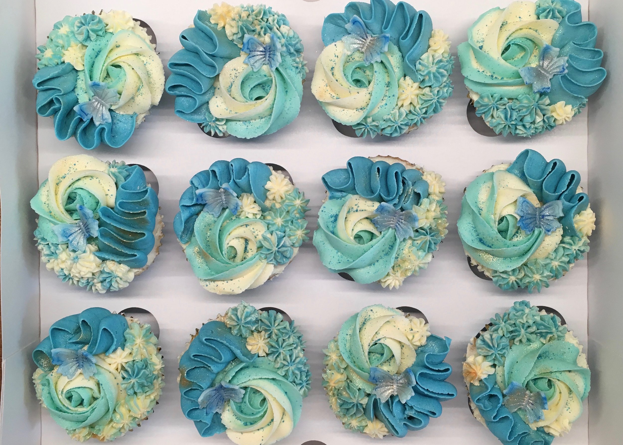Cornwall Wedding Cake Maker & Decorator