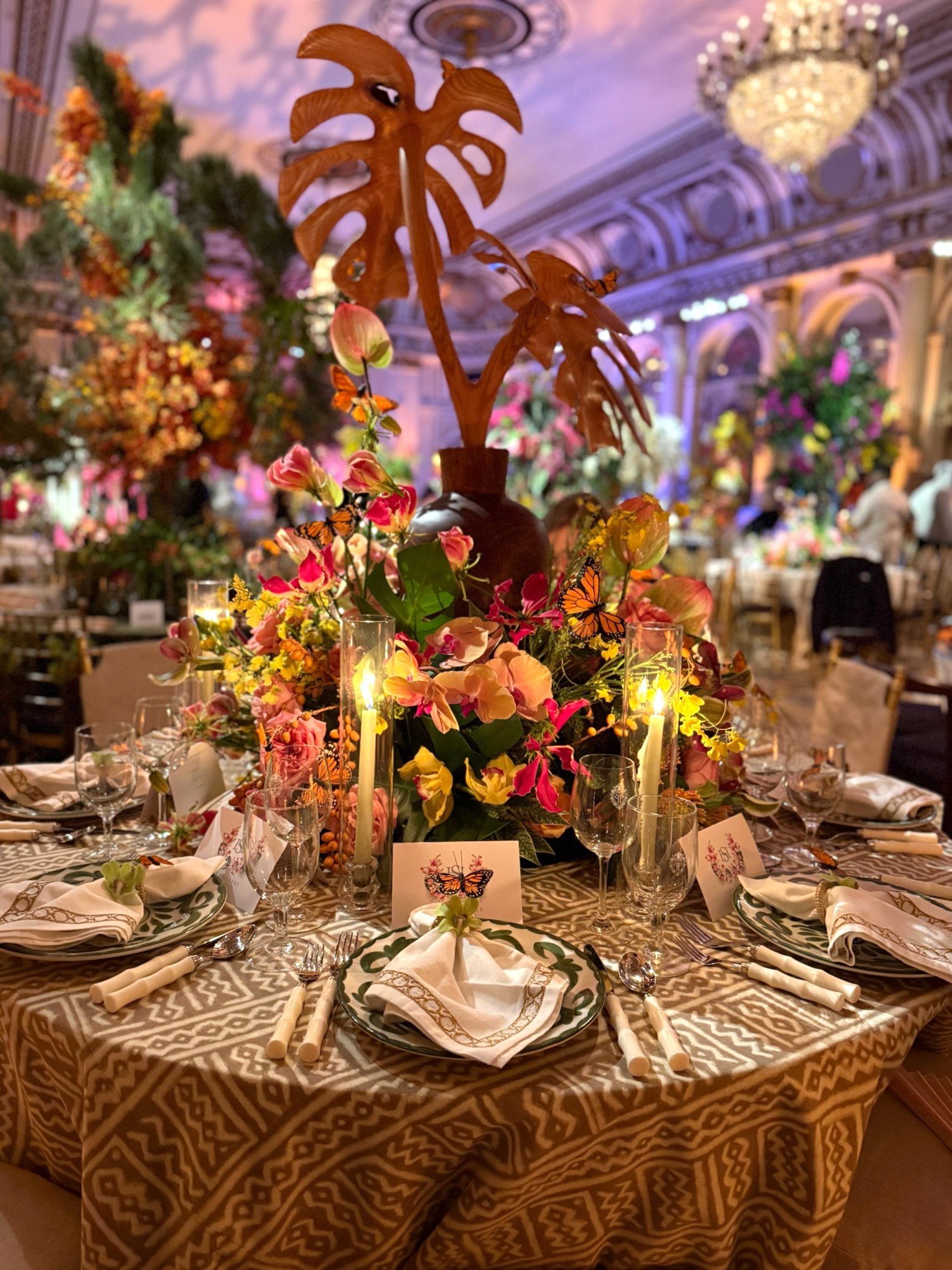 2025 New York Botanical Garden Orchid Dinner Tablescape — Sara Hillery ...