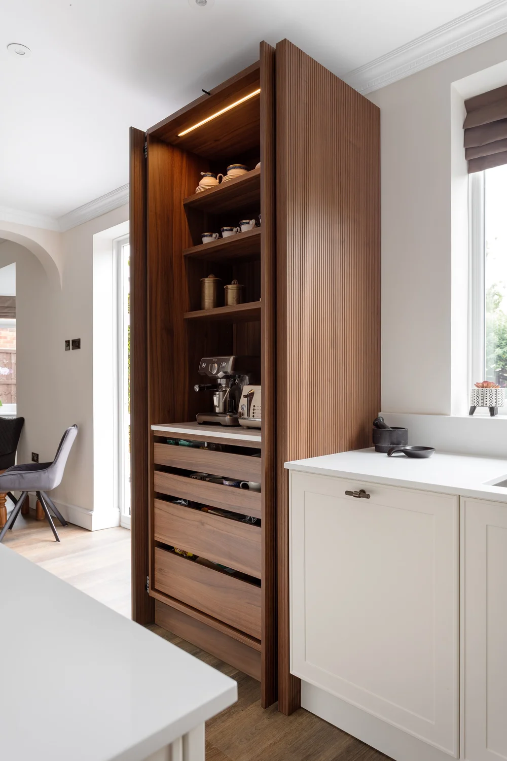 LEICHT Kitchens | LEICHT Showroom London | THE ARCHITECTURAL KITCHEN ...