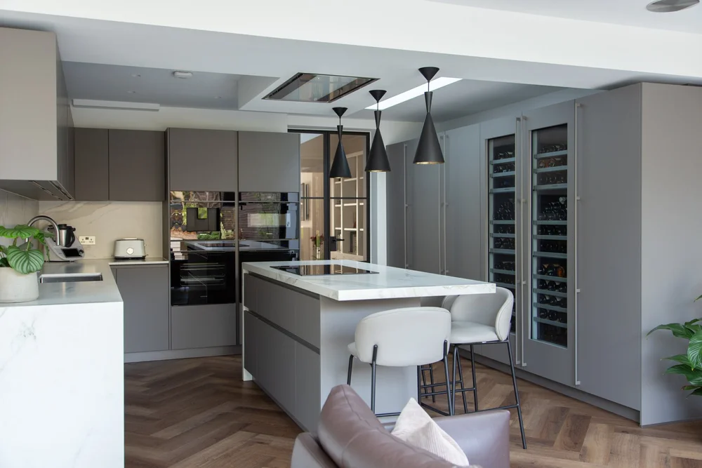 Soft Grey Modern Kitchen in Ealing | Vogue Kitchens