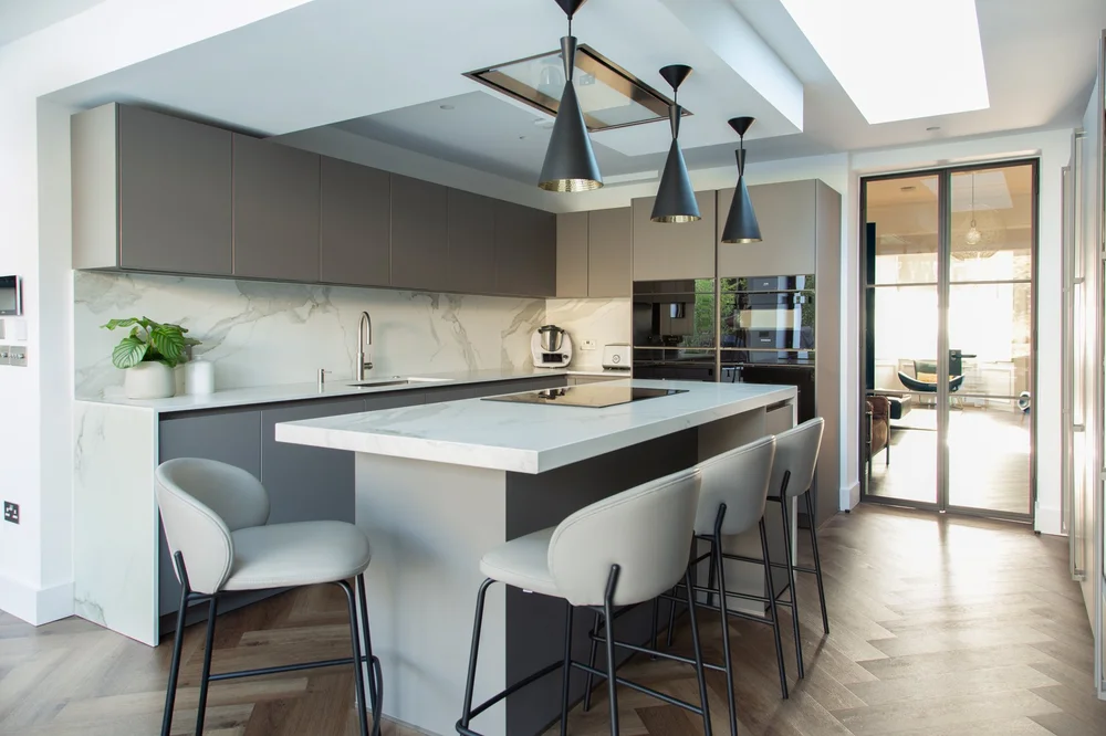Soft Grey Modern Kitchen in Ealing | Vogue Kitchens