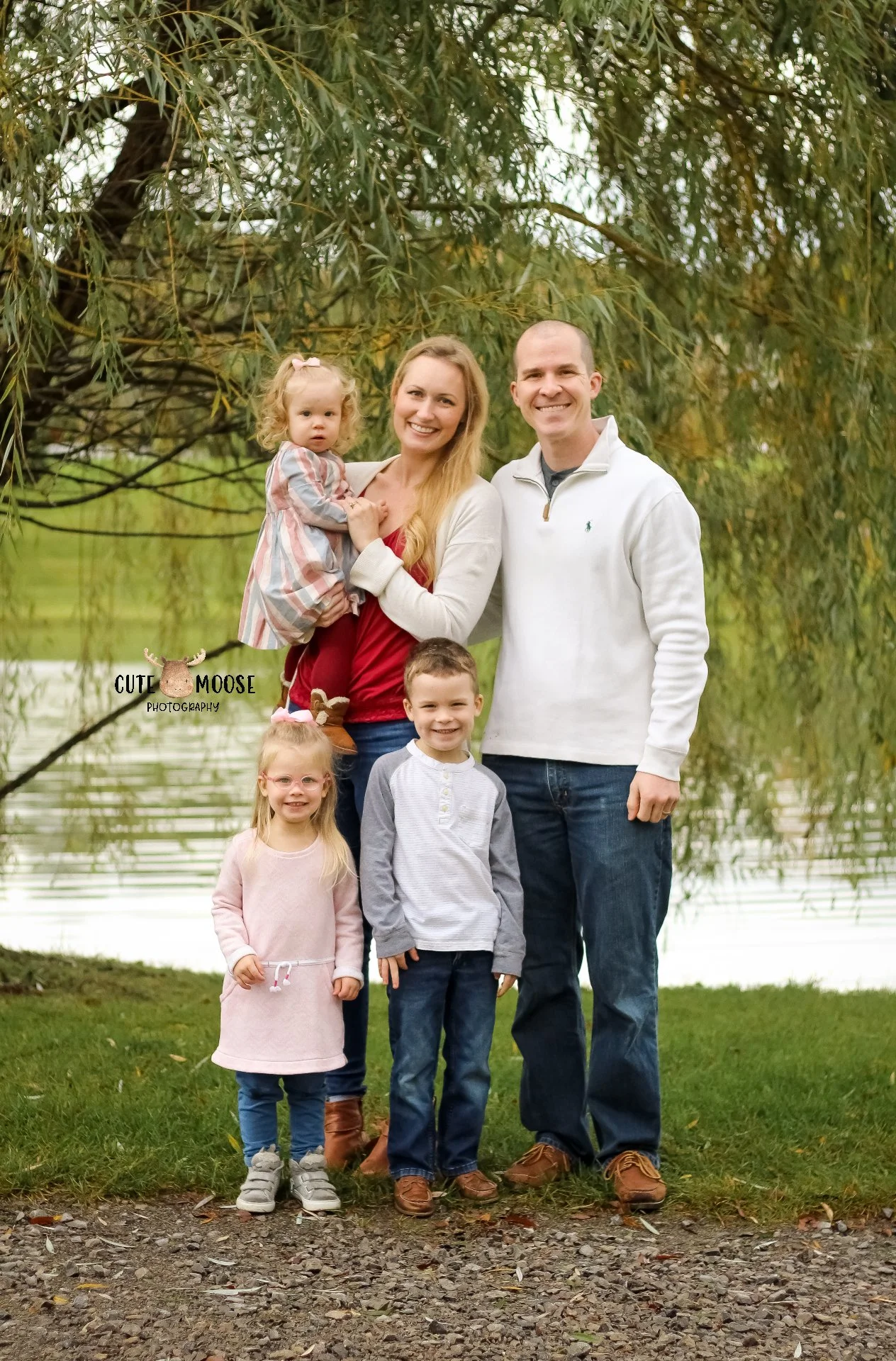 Cute Family Portrait Ideas