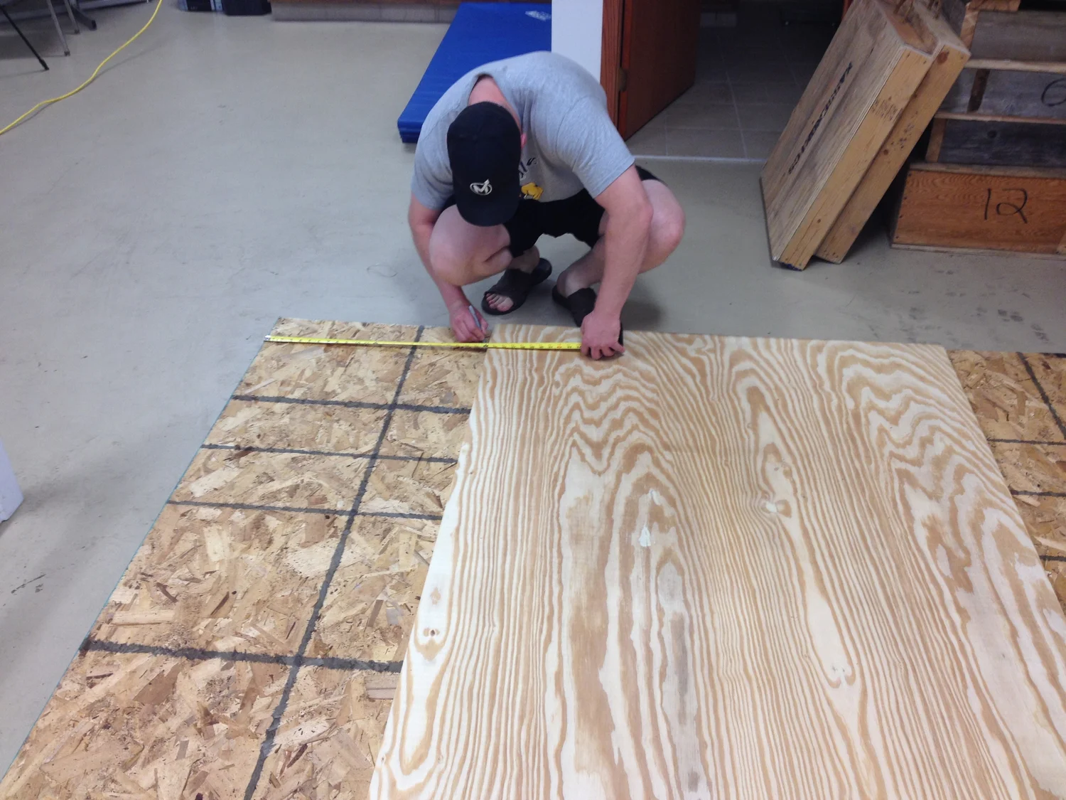 How To Build Your Own Deadlift and Power Rack Platform — Massenomics