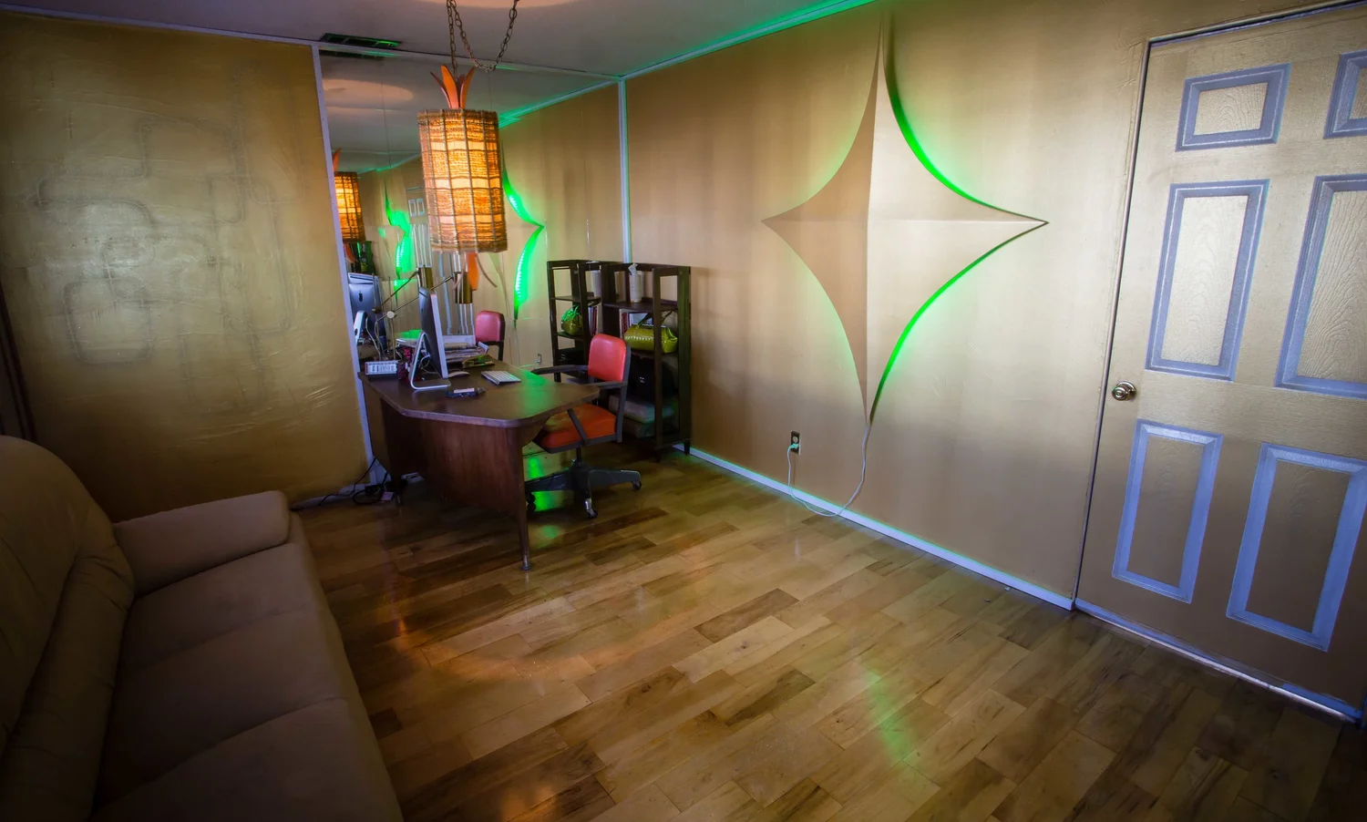 INSIDE ARC — Anaheim Rod And Custom