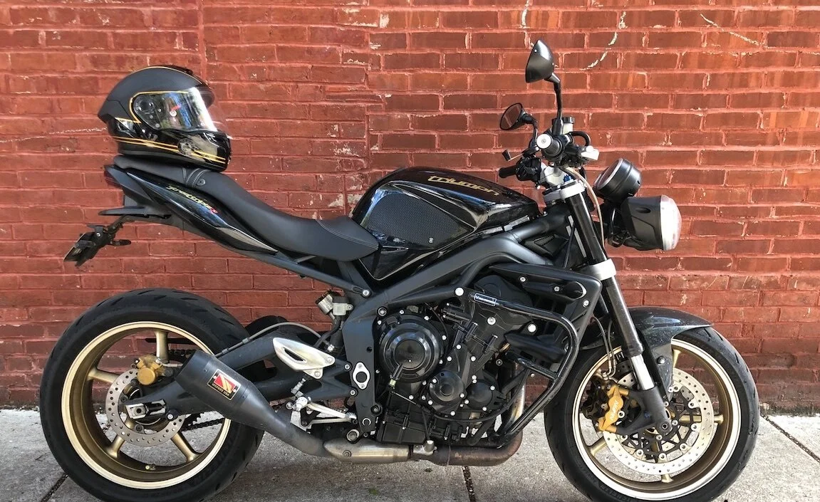 Bike Review 2012 Triumph Street Triple R — GearChic