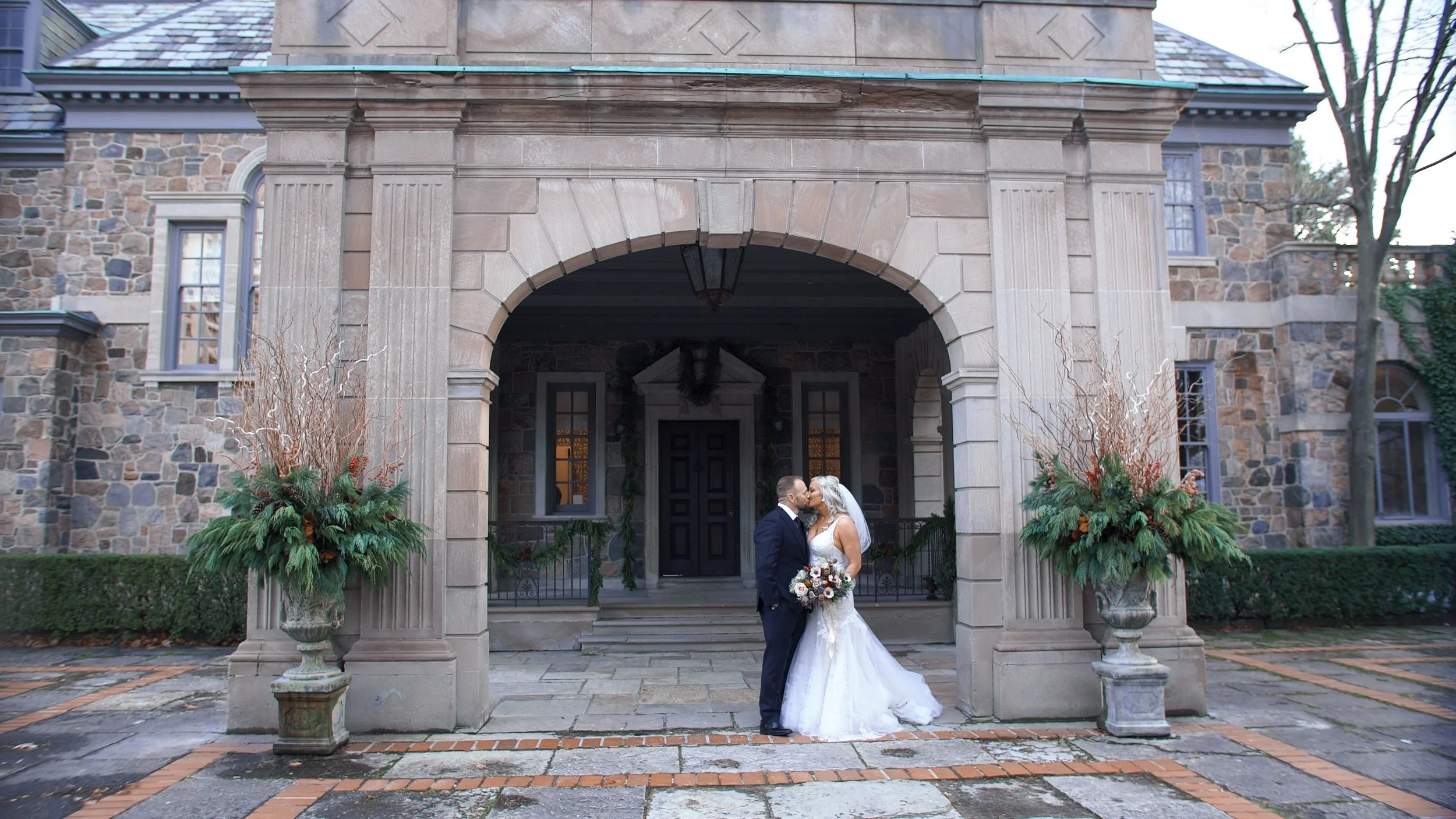 Samantha and Mark's Words of Love at Graydon Hall Manor in Toronto ...