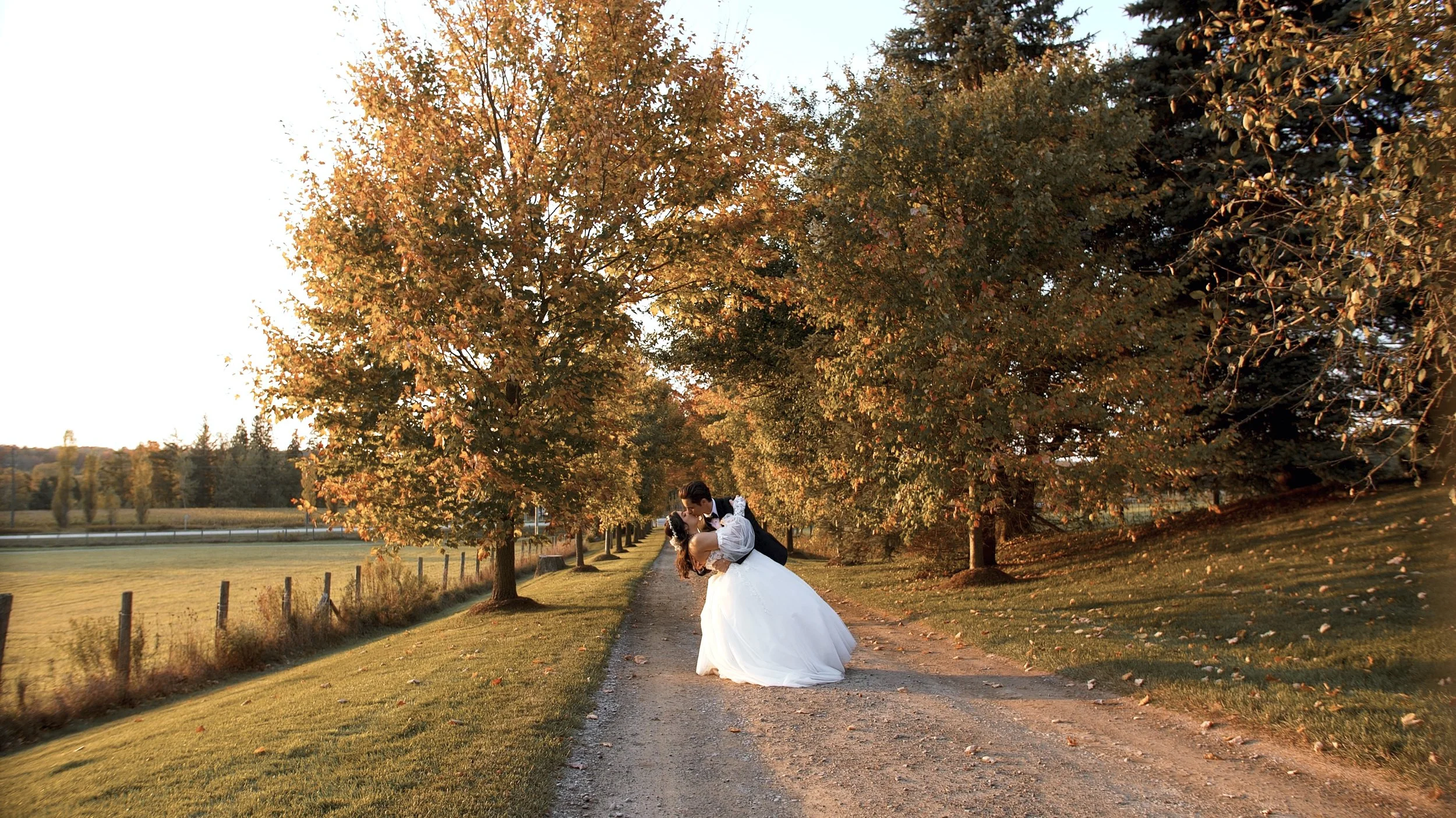 Words of Love: Alton Wedding at Cambium Farms, Ontario | Parallel Weddings