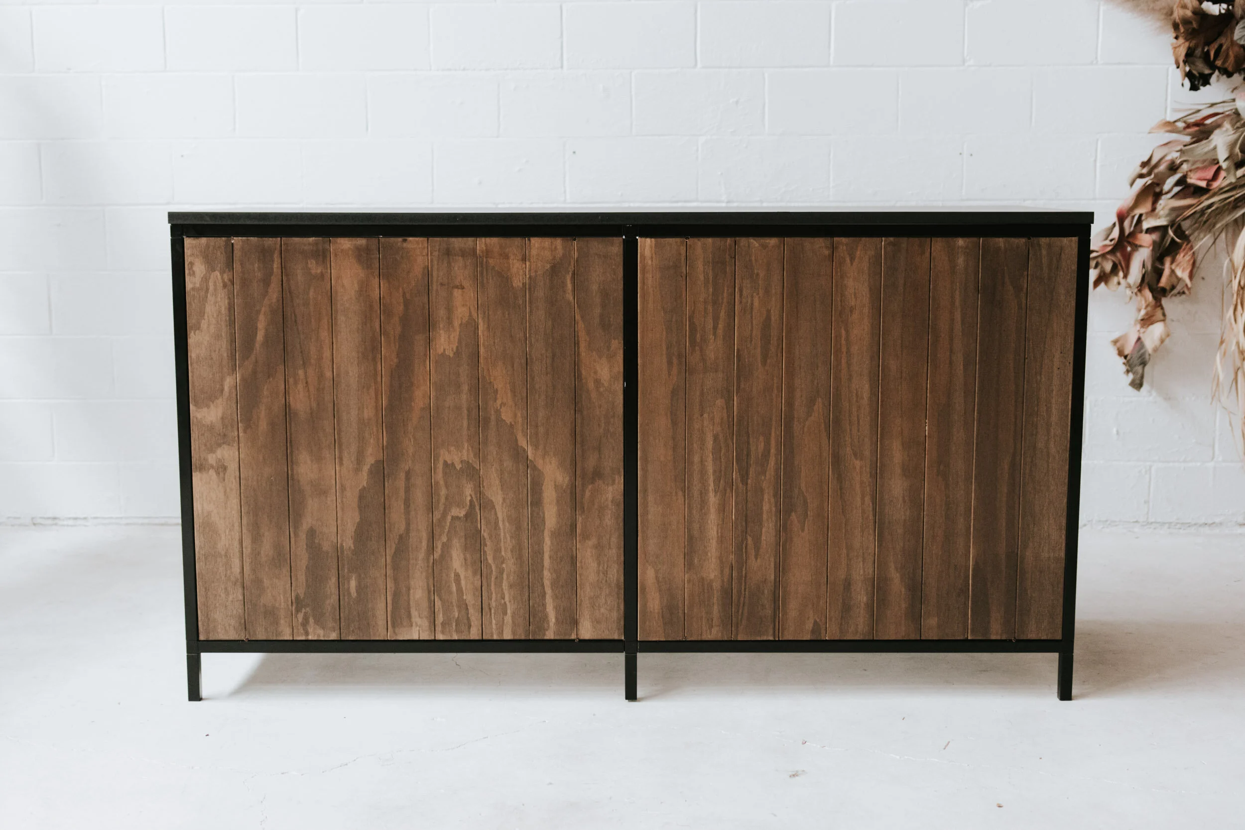 Fingle Bar — Avideas | Event Hire, Furniture Hire, Event Lighting ...