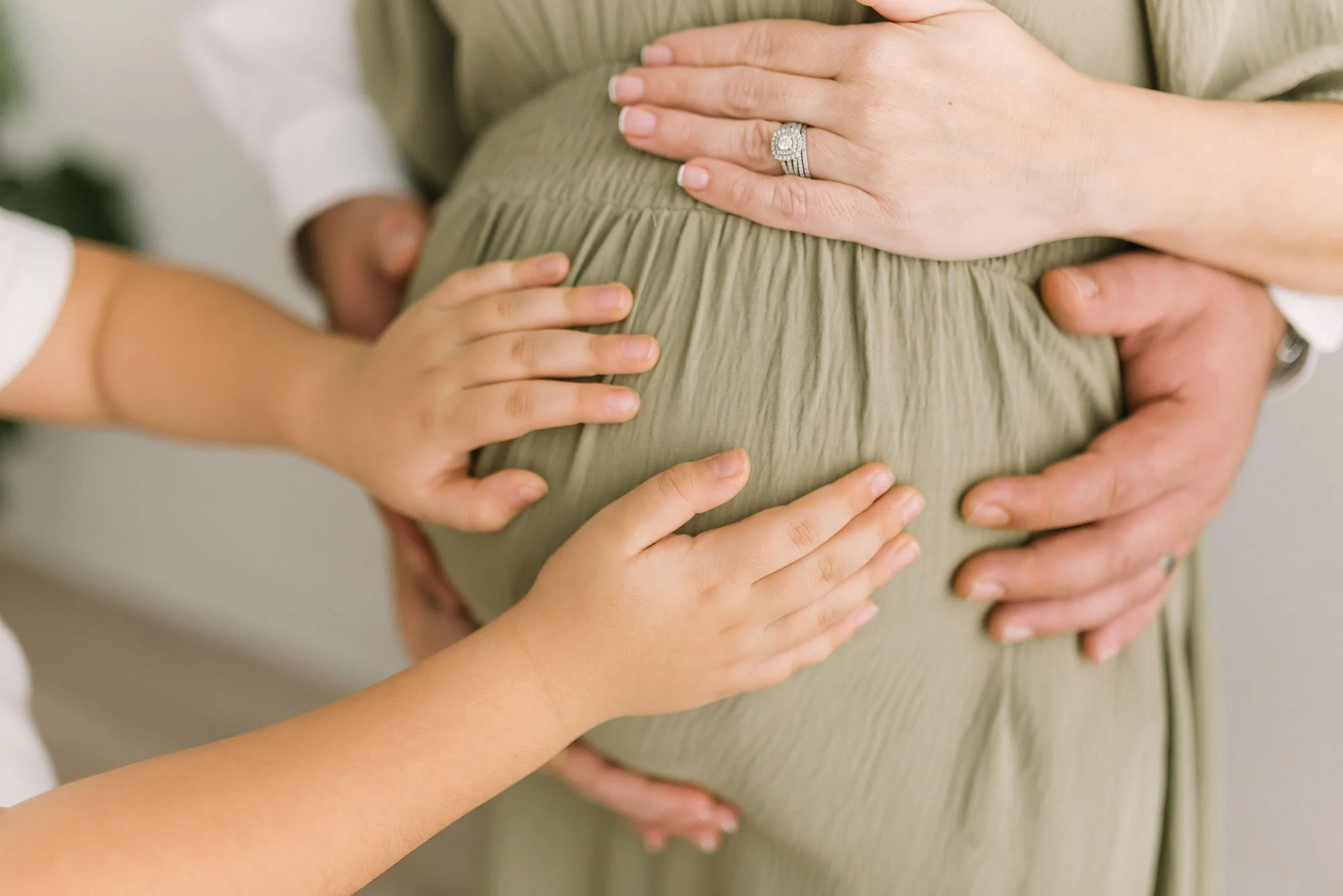 Documenting Your Baby's First Year Milestone Photography Guide ...