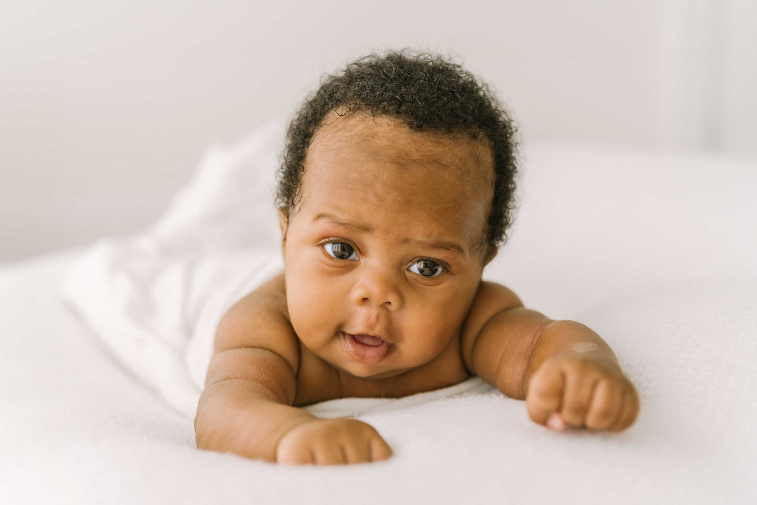 Behind the Scenes: A Day in the Life of a Newborn Photoshoot ...
