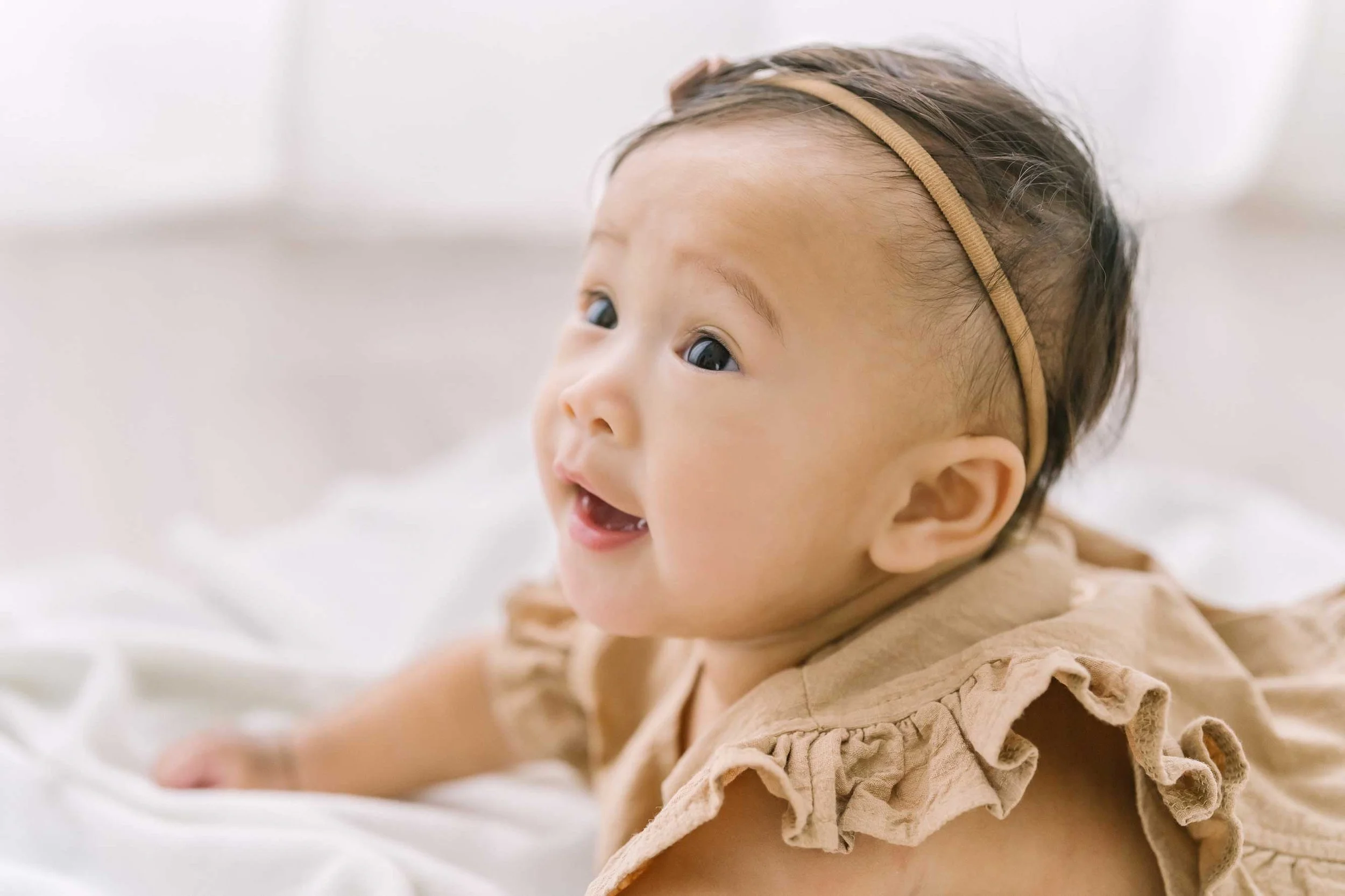 Why 6 Months Is the Perfect Time for a Baby Photoshoot - Reflections by ...