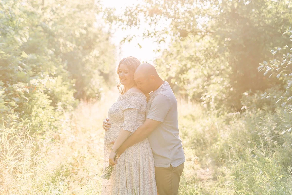 7 Tips to Feel Comfortable for Your Maternity Portrait Session ...