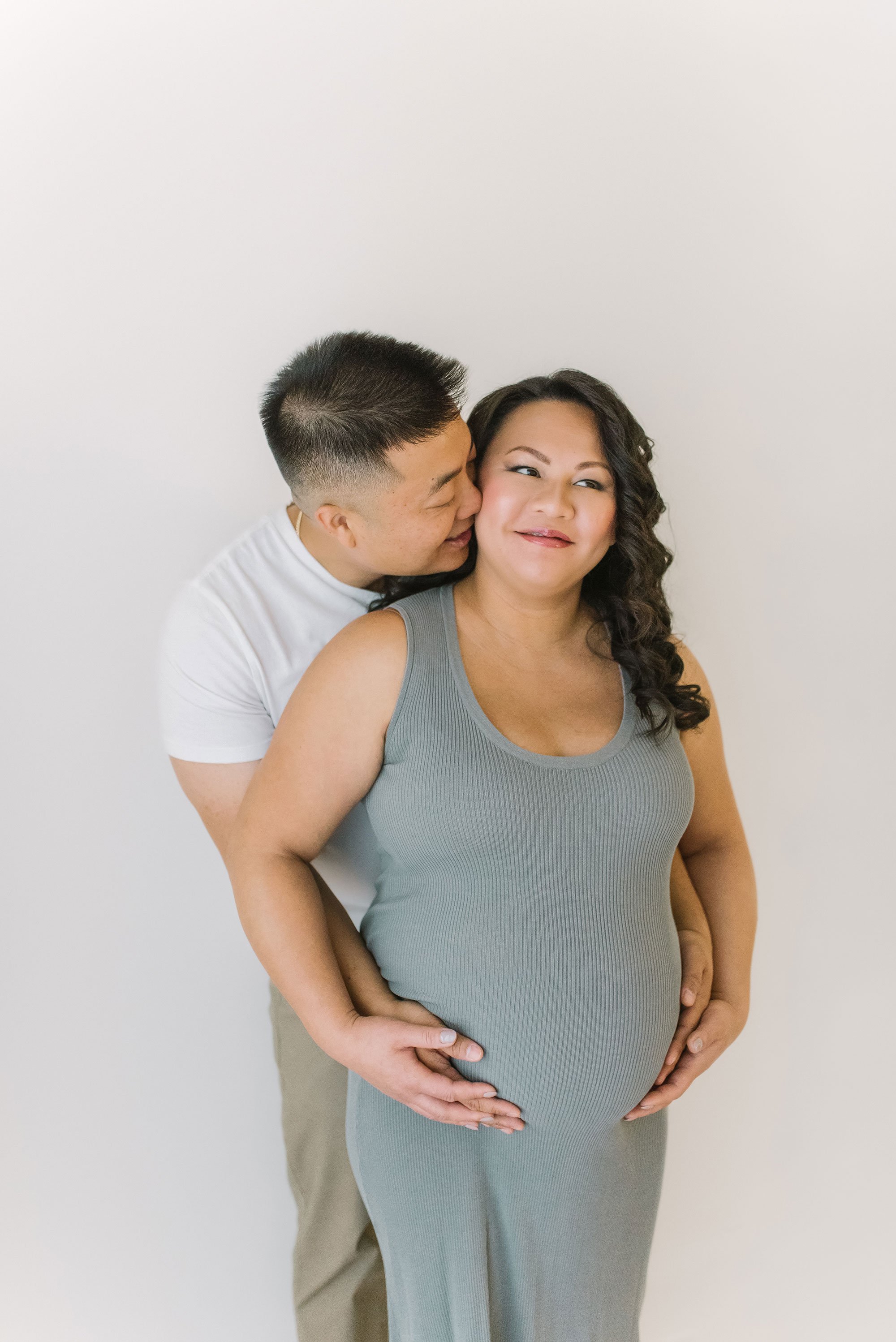 How to Feel Less Awkward in Front of the Camera | Niagara Maternity ...