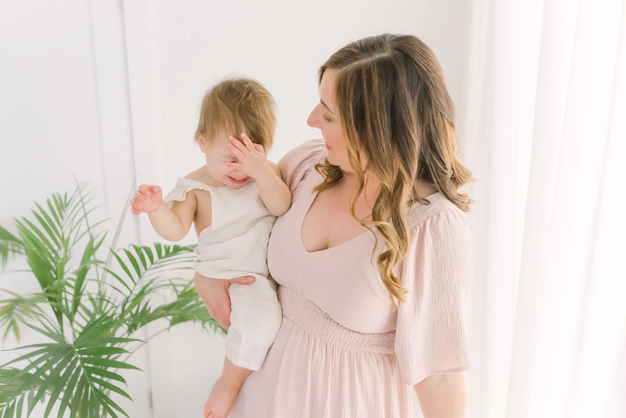 Don’t Feel Guilty Taking 1st Year Portraits with Your Second Child ...