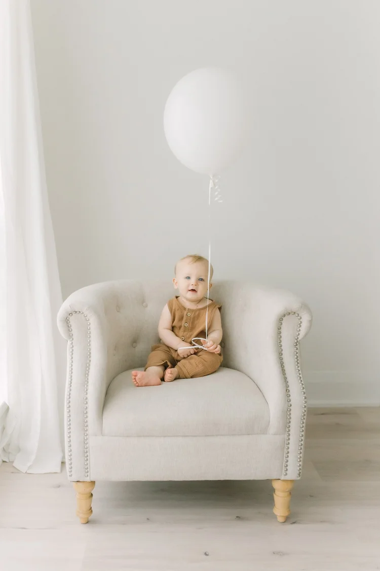 6 Benefits of a Studio First Birthday Session | Niagara, Ontario ...