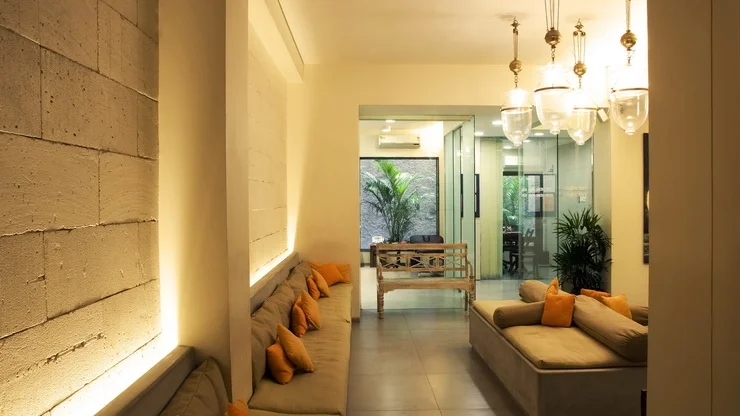 8 Ways To Design A Clinic That’d Put Your Patients At Ease! — Hipcouch ...