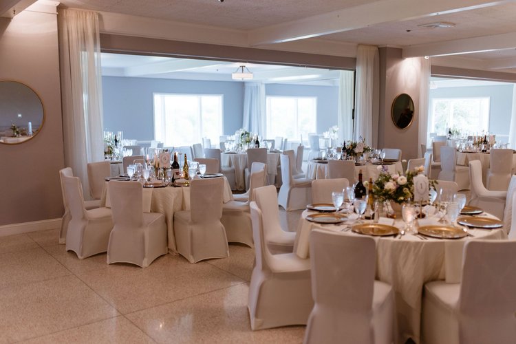 Springtime Country Club Wedding in Cape Girardeau, Missouri ...