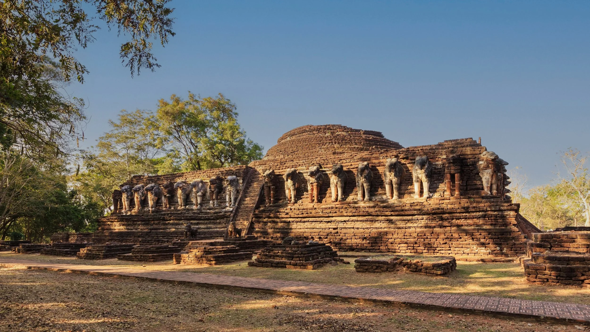 Ancient Buddhist Ruins — Qur'anic Warners