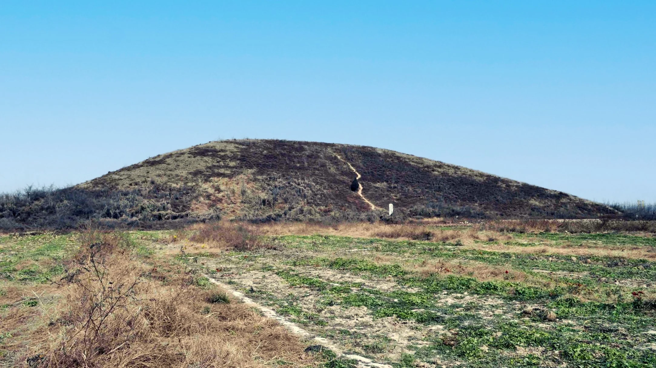 Chinese Pyramid Ruins — Qur'anic Warners