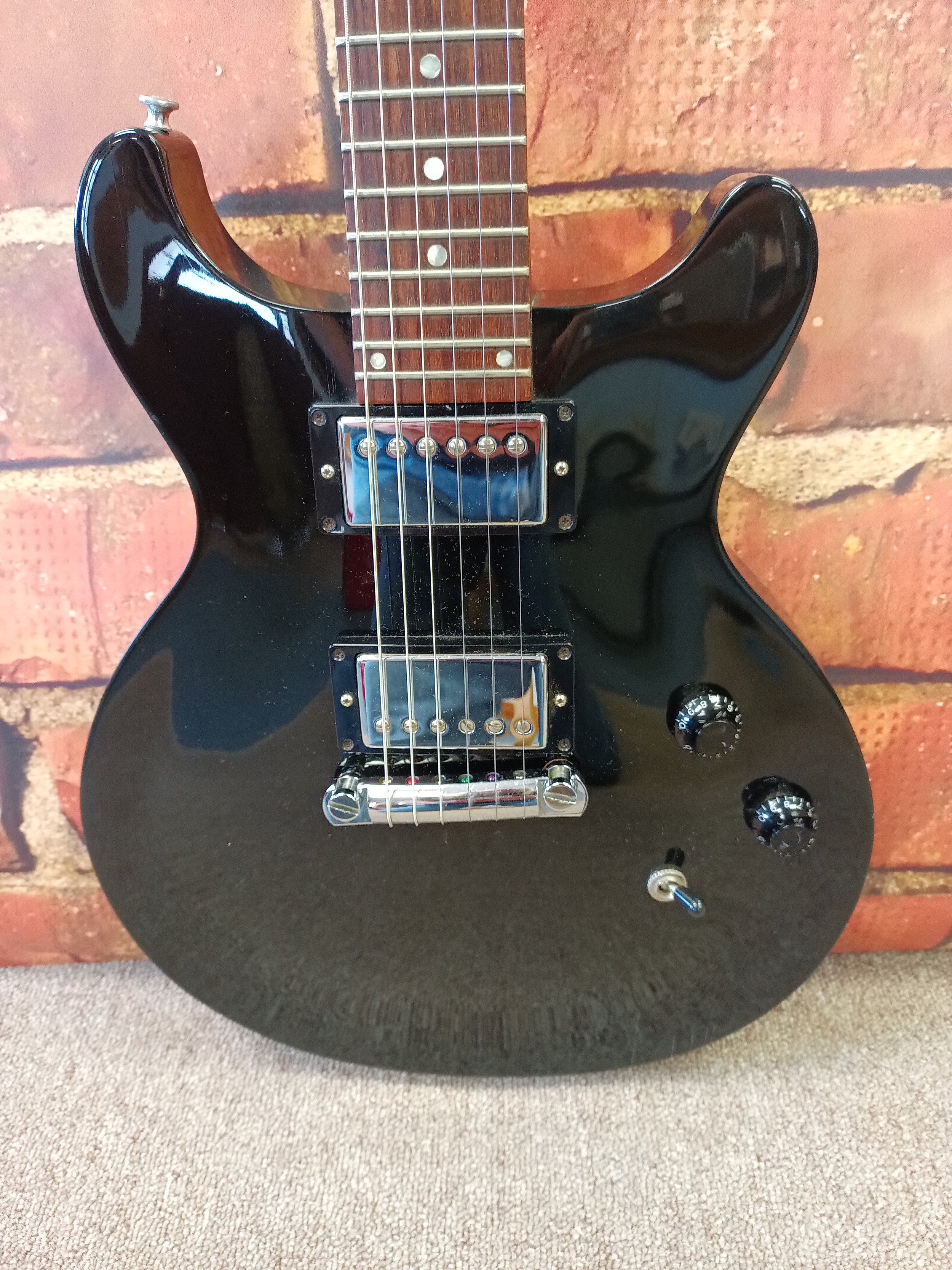 Electric Guitars — Rainbow Music