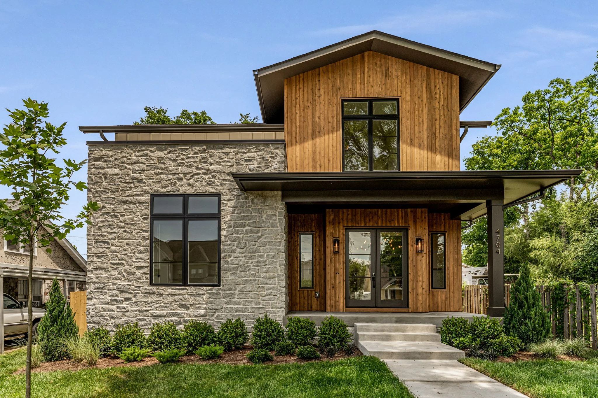 Modern Houses Designed For Contemporary People | August House Co.