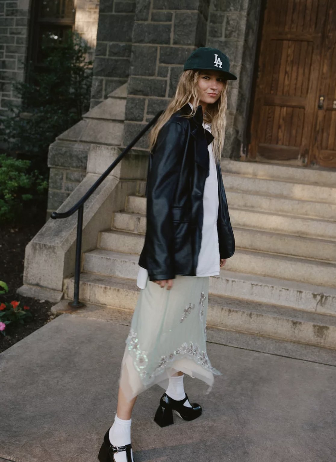 5 Good Leather Jackets a la Julia Roberts in Notting Hill — DNAMAG