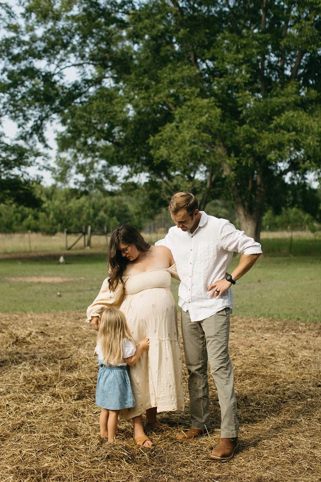 Florala Farm Family Session || The Stringer Family — Kayla Nicole ...