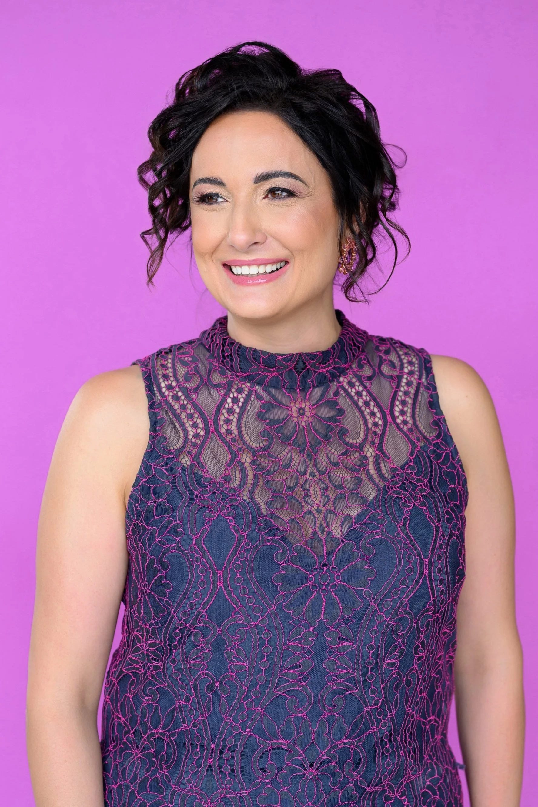 Contact Dima Ghawi — Dima Ghawi