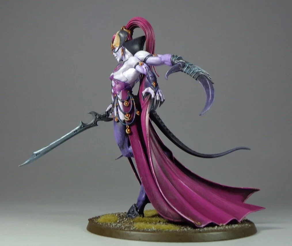 Hedonites of Slaanesh: This Miniature Painting Service Commission was ...