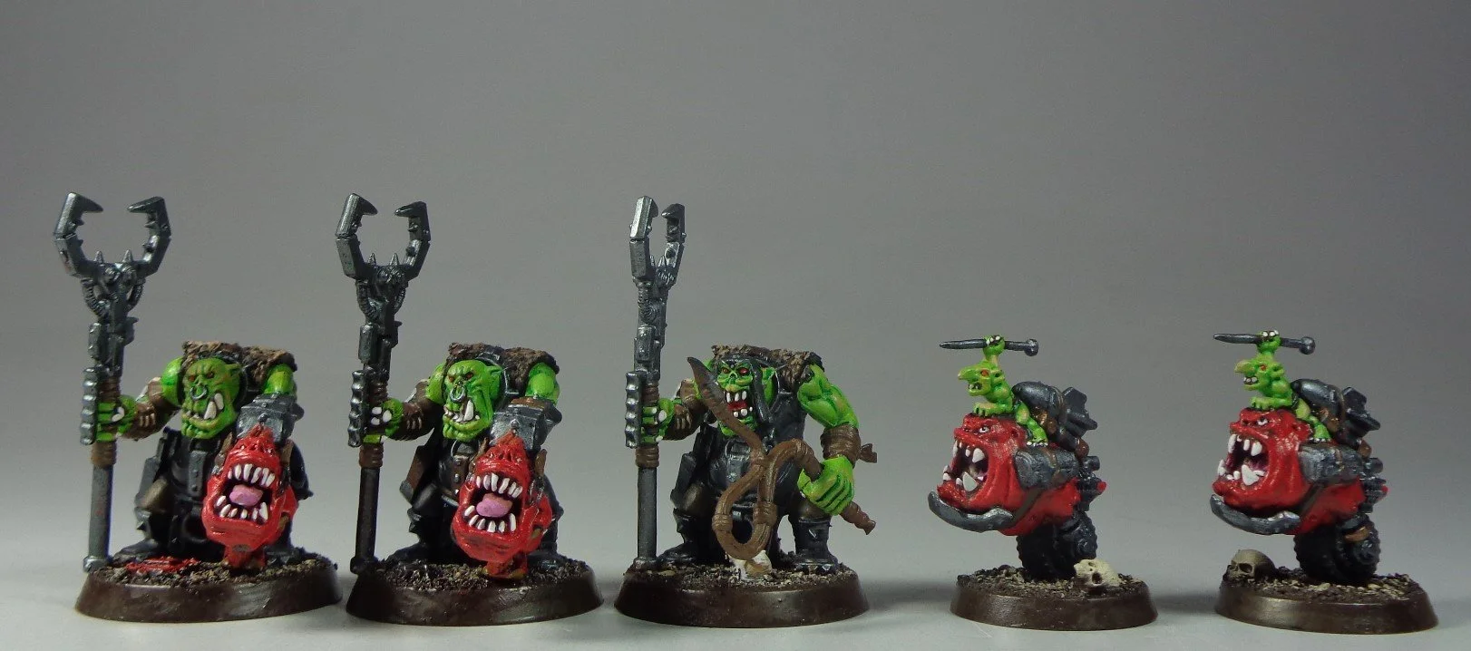 Painting some Bright Green Warhammer 40k Space Orks — Paintedfigs ...
