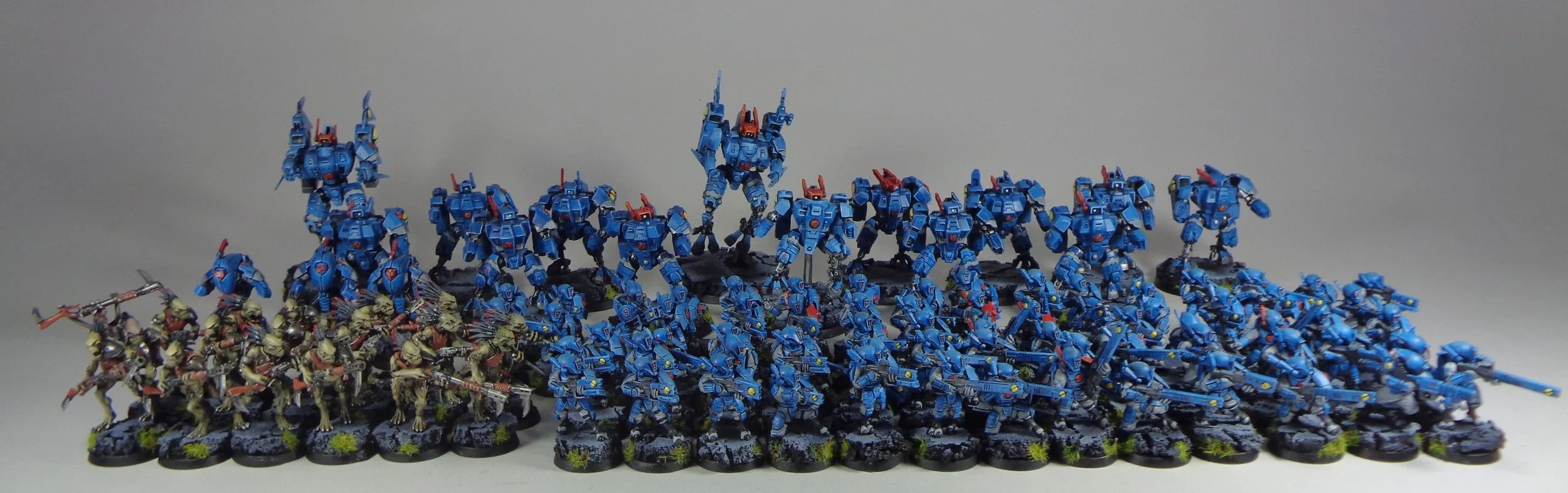 Some Blue and Red Tau with Cork Basing — Paintedfigs Miniature Painting ...