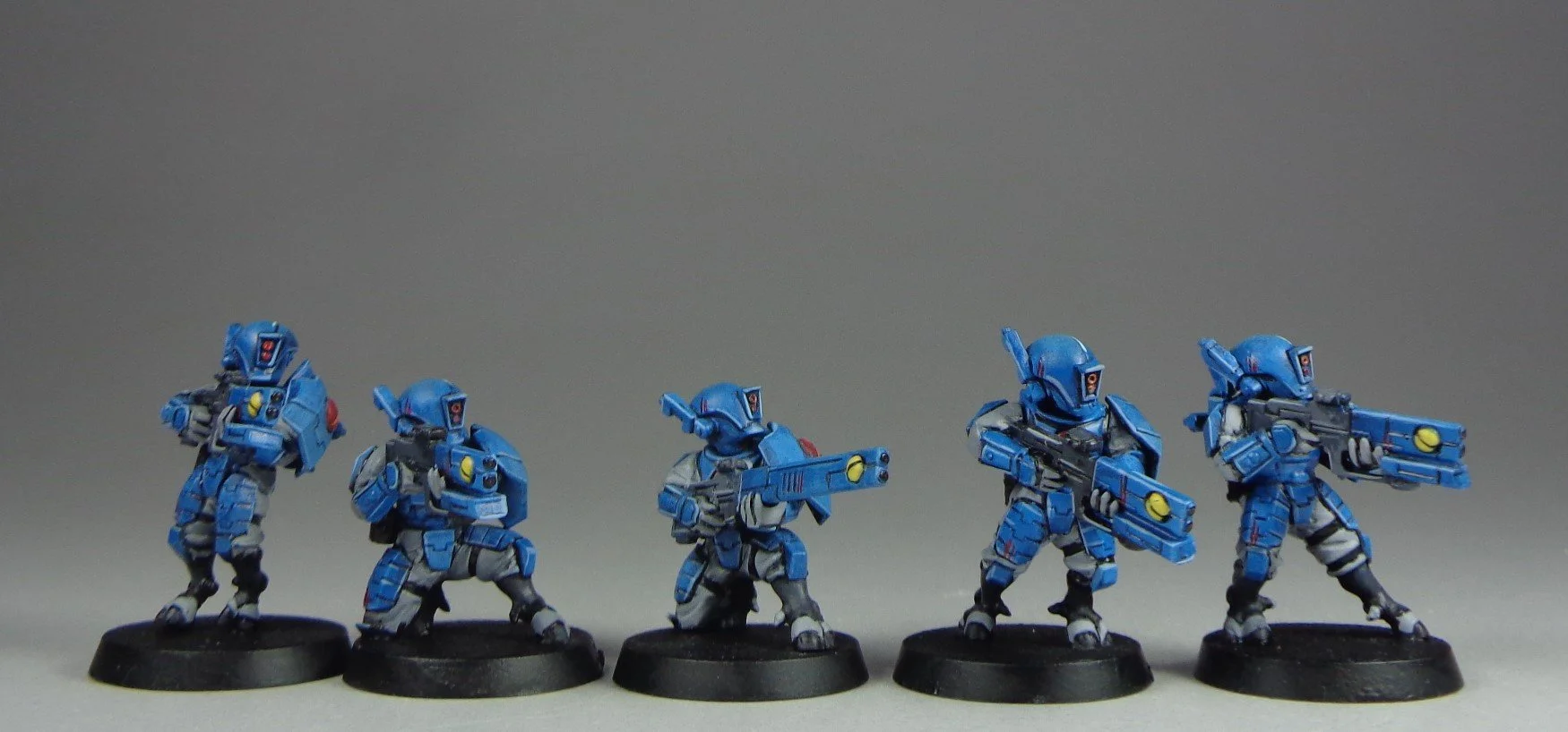 Some Blue and Red Tau with Cork Basing — Paintedfigs Miniature Painting ...