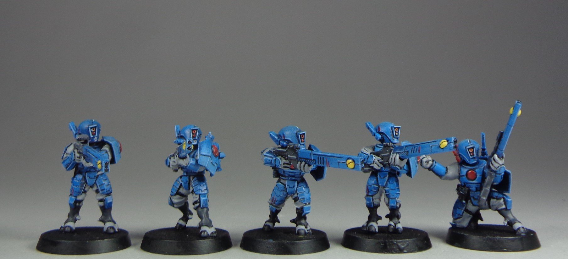 Some Blue and Red Tau with Cork Basing — Paintedfigs Miniature Painting ...
