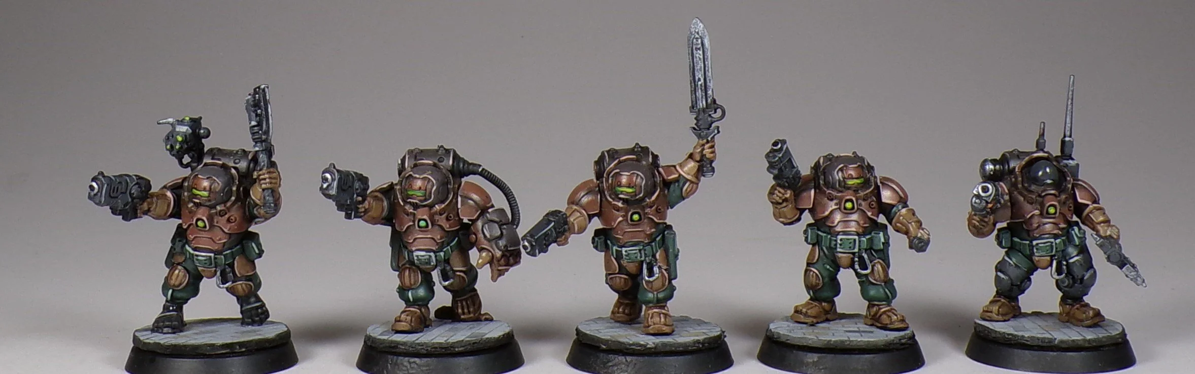 The Leagues of Votann, Painted at Showcase — Paintedfigs Miniature ...