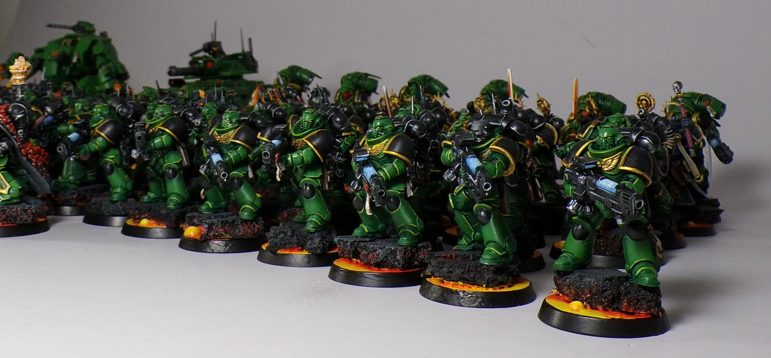 Painting Salamander Space Marines with Bubbling Lava Bases ...