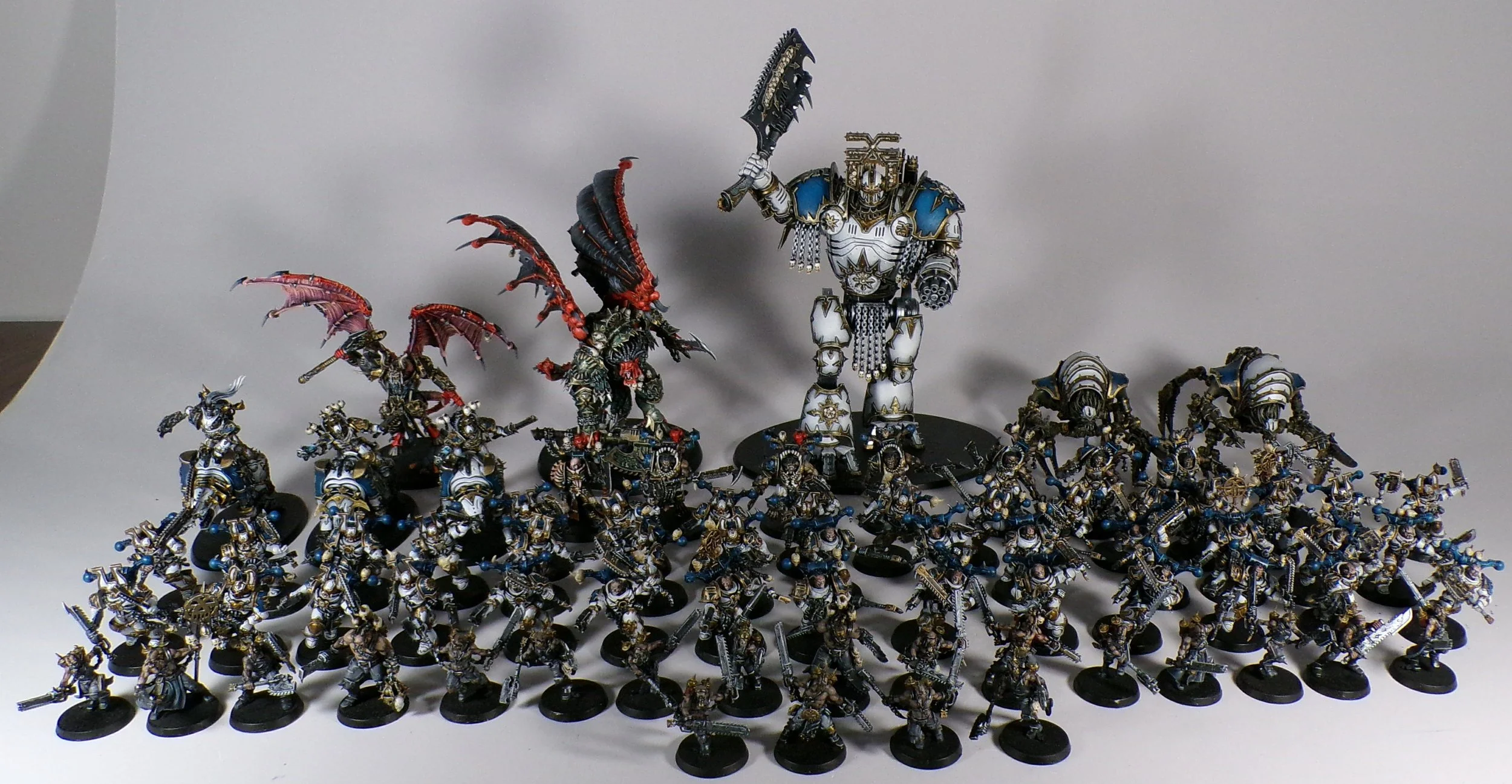 Some 40k World Eaters done in Horus Heresy Colors (Unbased ...