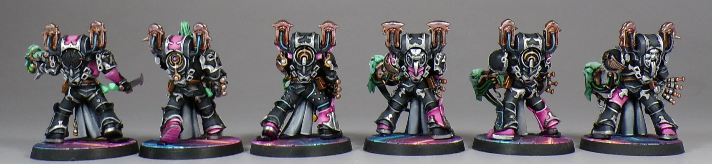 40k Champions of Slaanesh Box Set fully painted to life as Emperor's ...