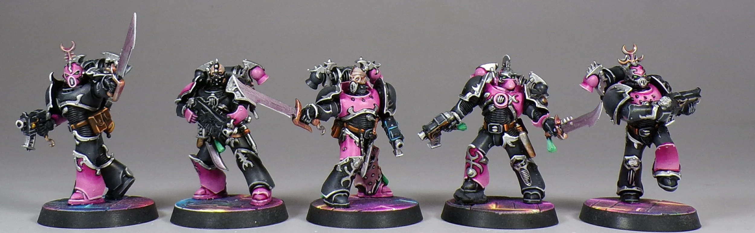 40k Champions of Slaanesh Box Set fully painted to life as Emperor's ...
