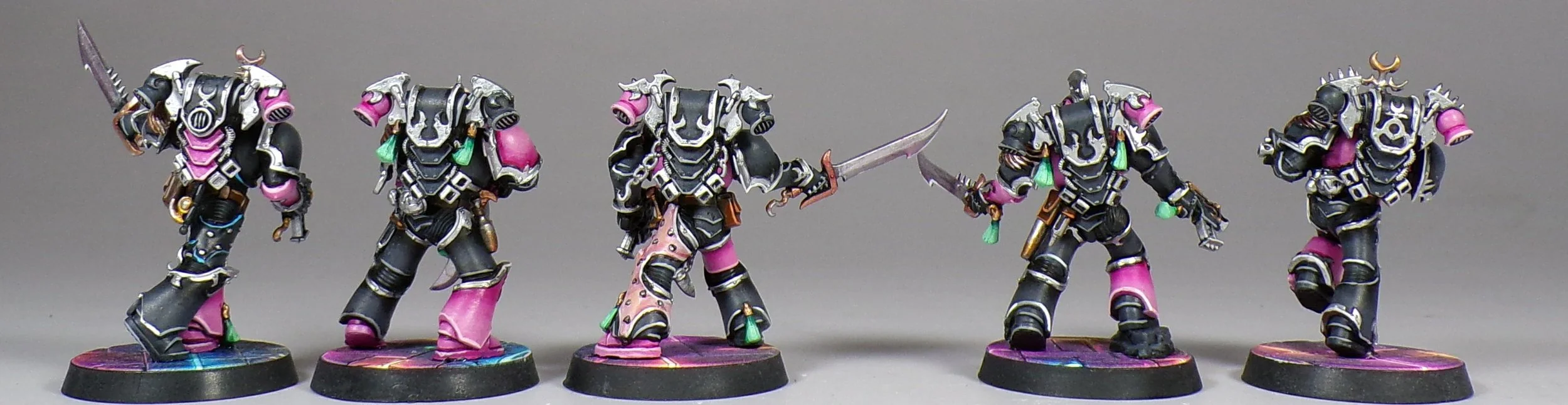 40k Champions of Slaanesh Box Set fully painted to life as Emperor's ...