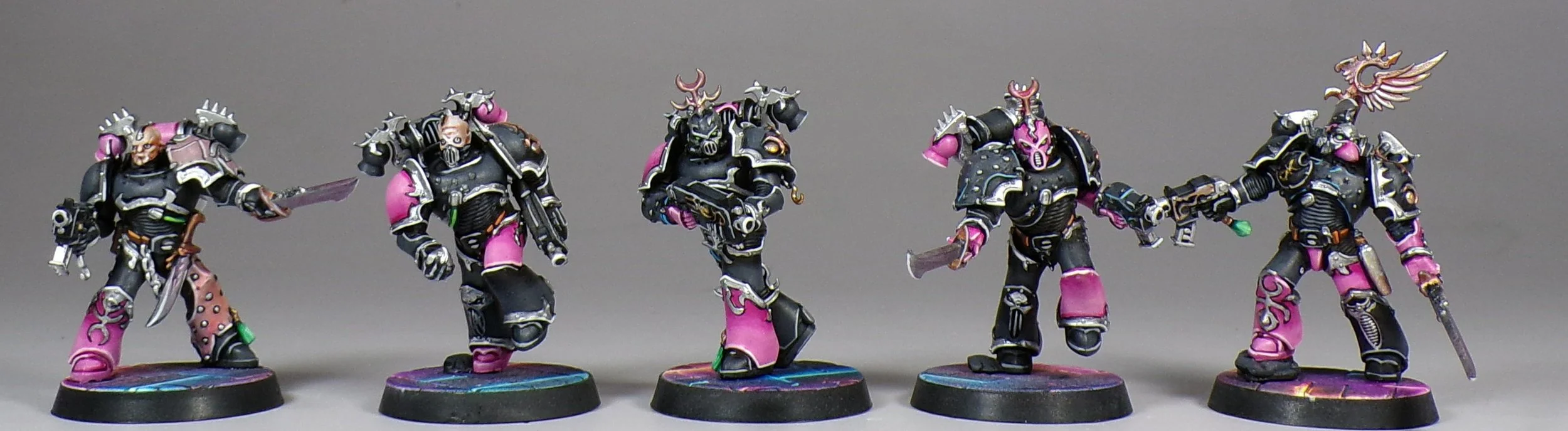 40k Champions of Slaanesh Box Set fully painted to life as Emperor's ...
