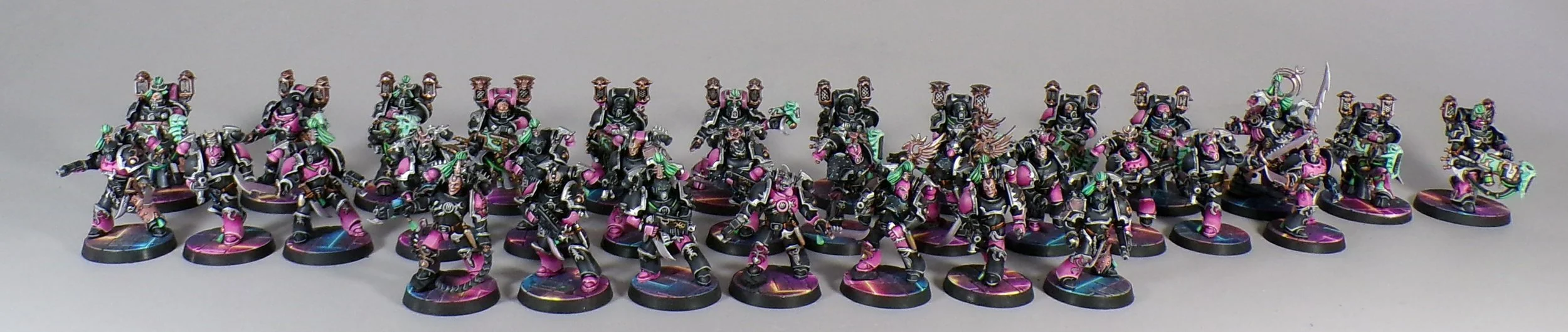 40k Champions of Slaanesh Box Set fully painted to life as Emperor's ...