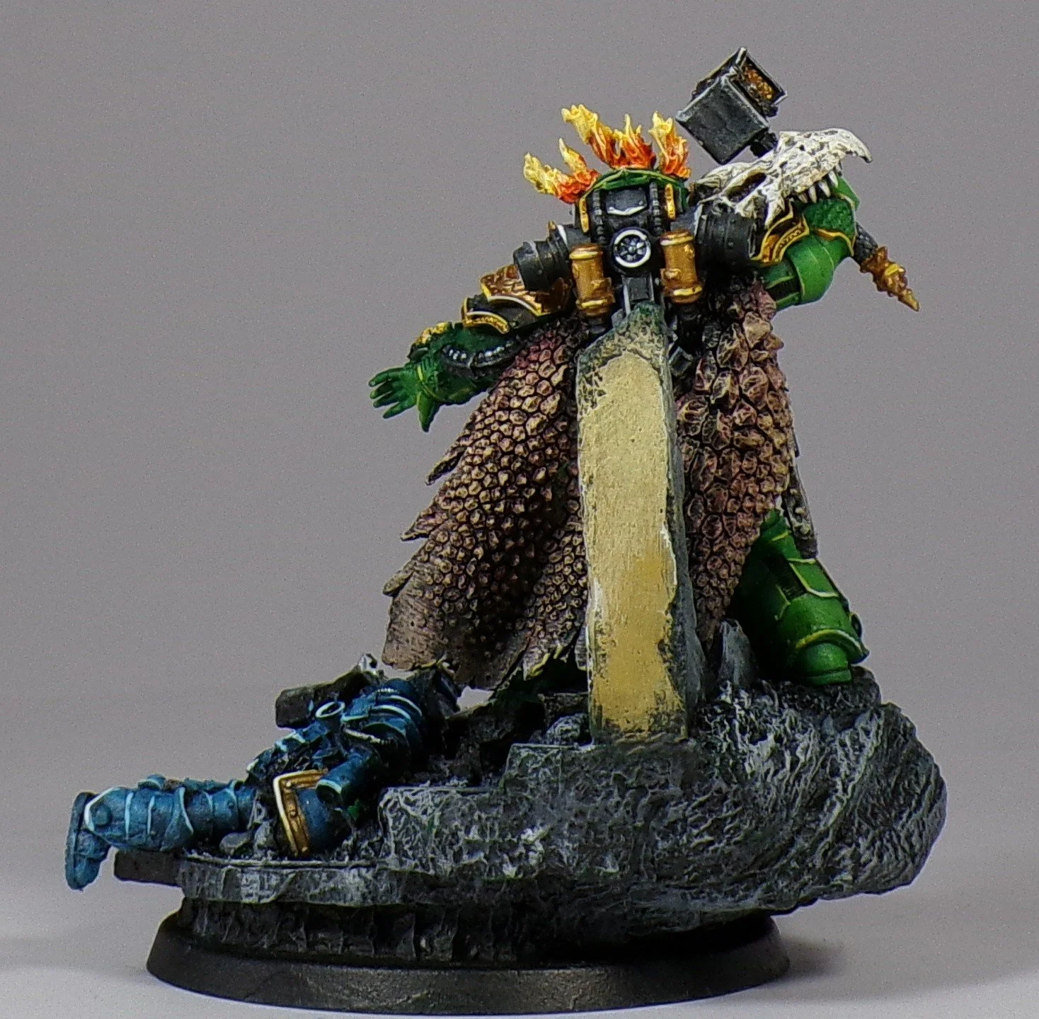 40k Salamander Space Marines and Chaos Knights painted! — Paintedfigs ...