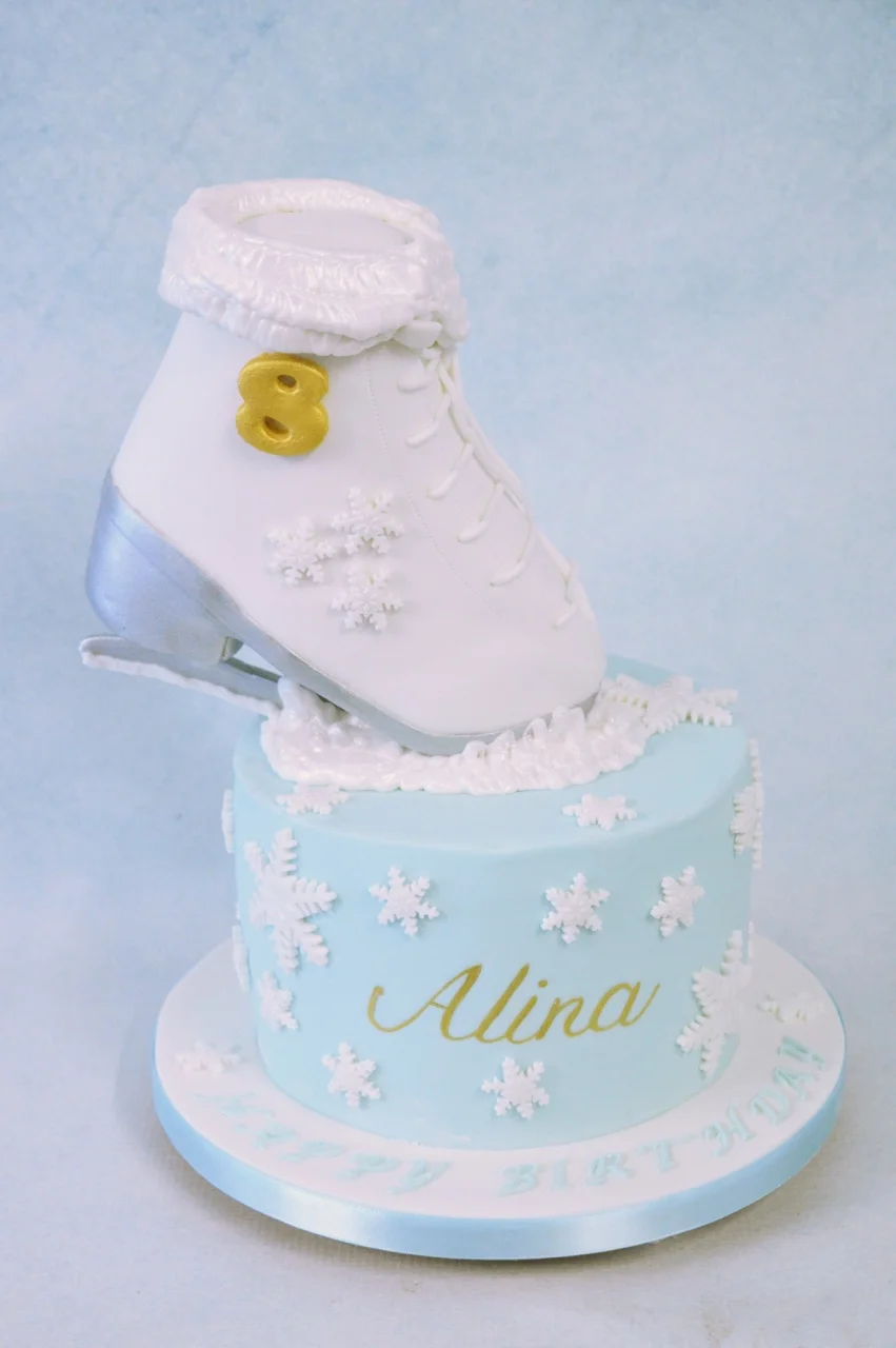 Bespoke custom made cakes London — Daisy Brydon Creations