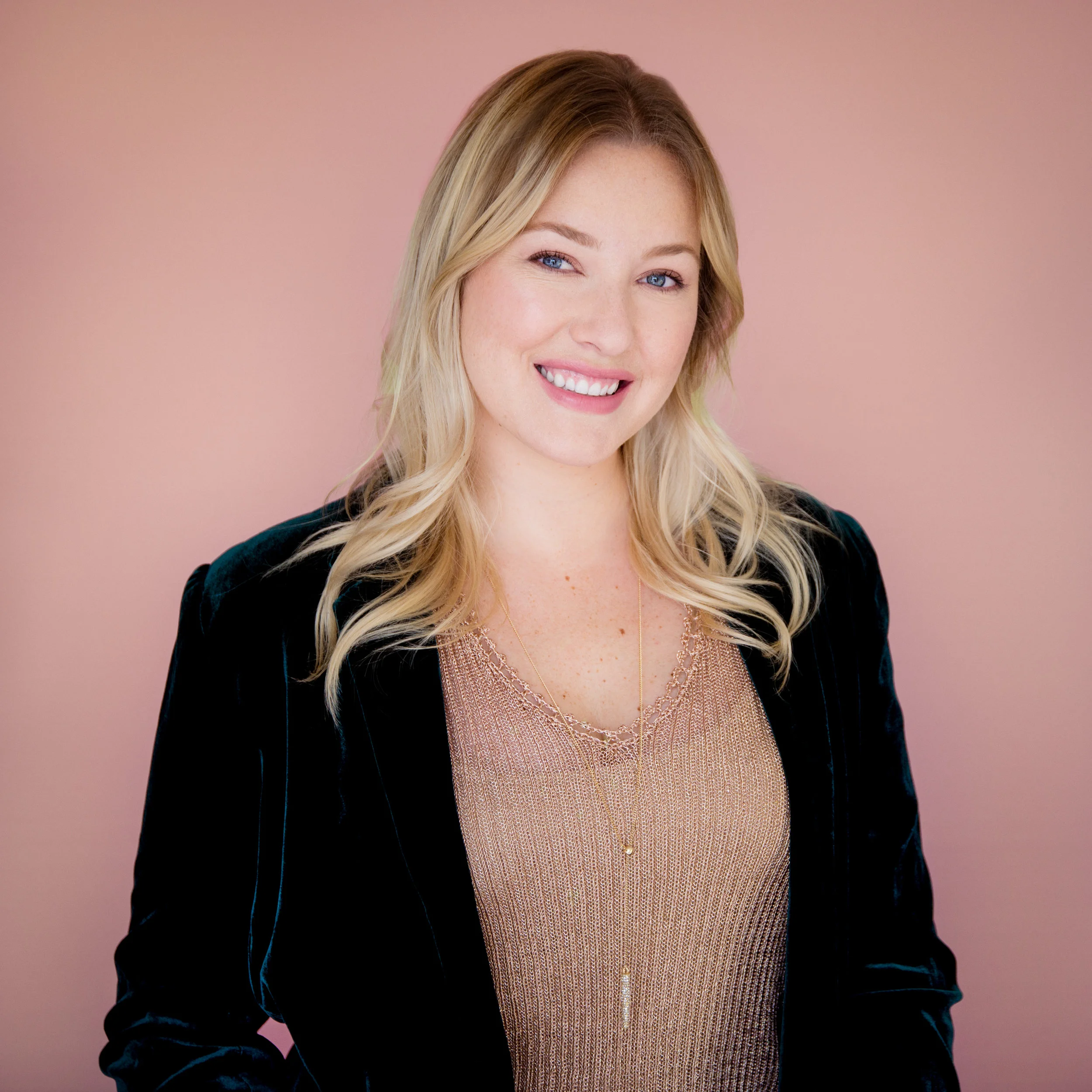 Headshot Commercial — Janet Bark Photography